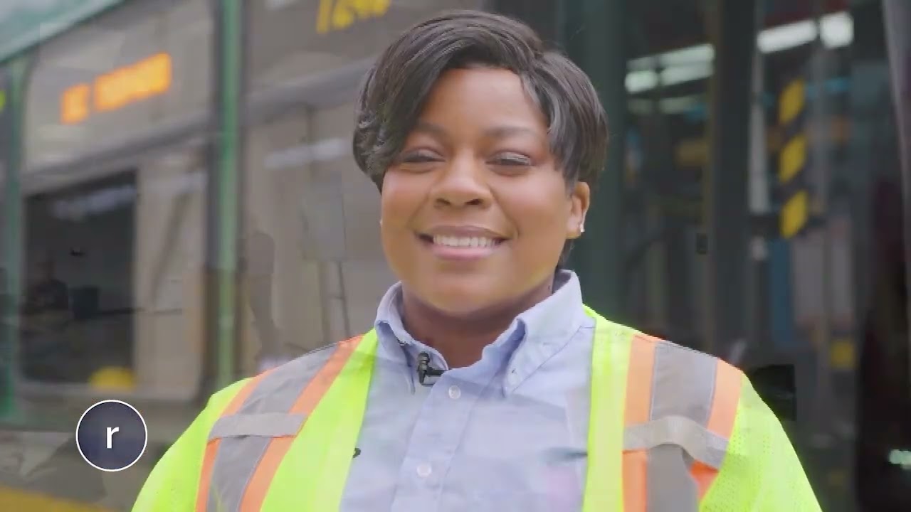 Metro-bus-operator-Chyee-Howell-honored-for-heroism – Metro Matters